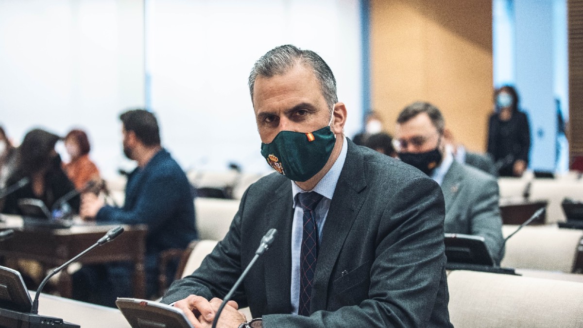 Ortega Smith: 'Se está encerrando a los españoles abriendo las puertas ...