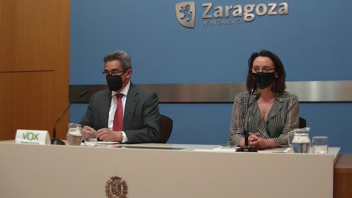 VOX Zaragoza desea la inhabilitación de Alberto Cubero como cargo ...