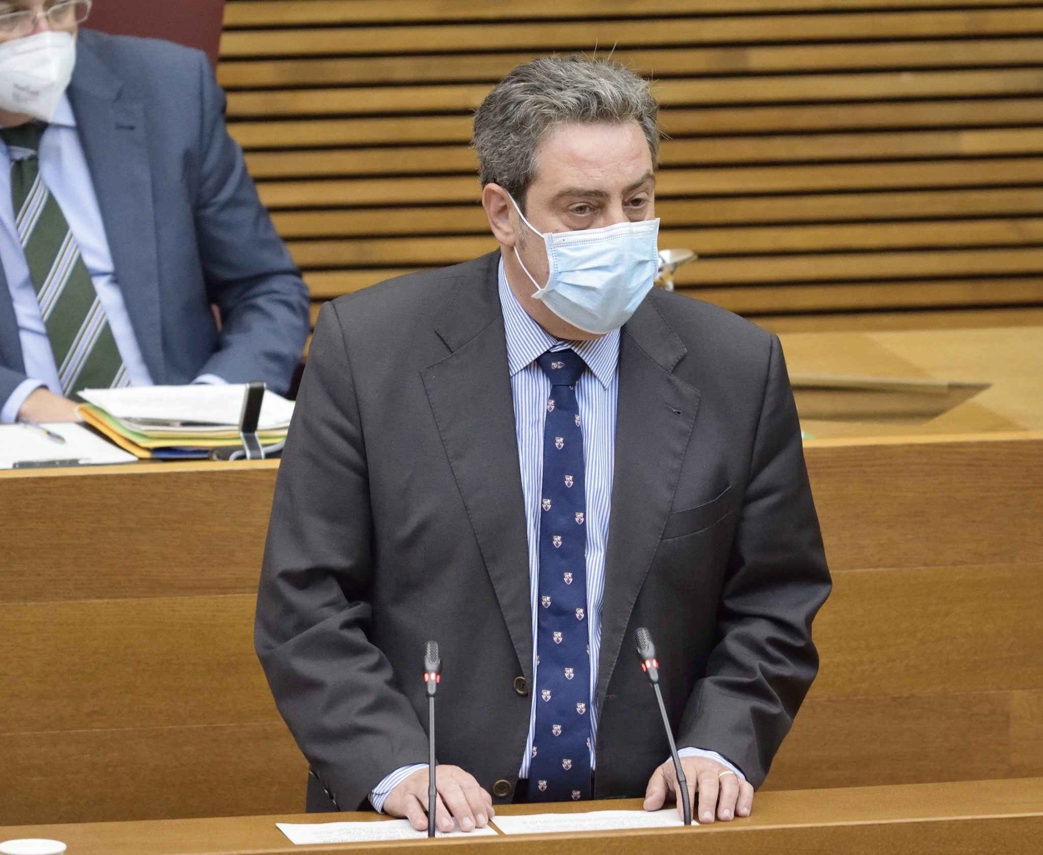 José María Llanos (VOX) acusa al Botánico de despreciar la cultura ...