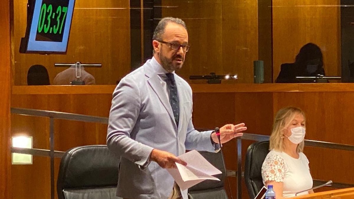 VOX presenta una Declaración Institucional en el Parlamento asturiano ...