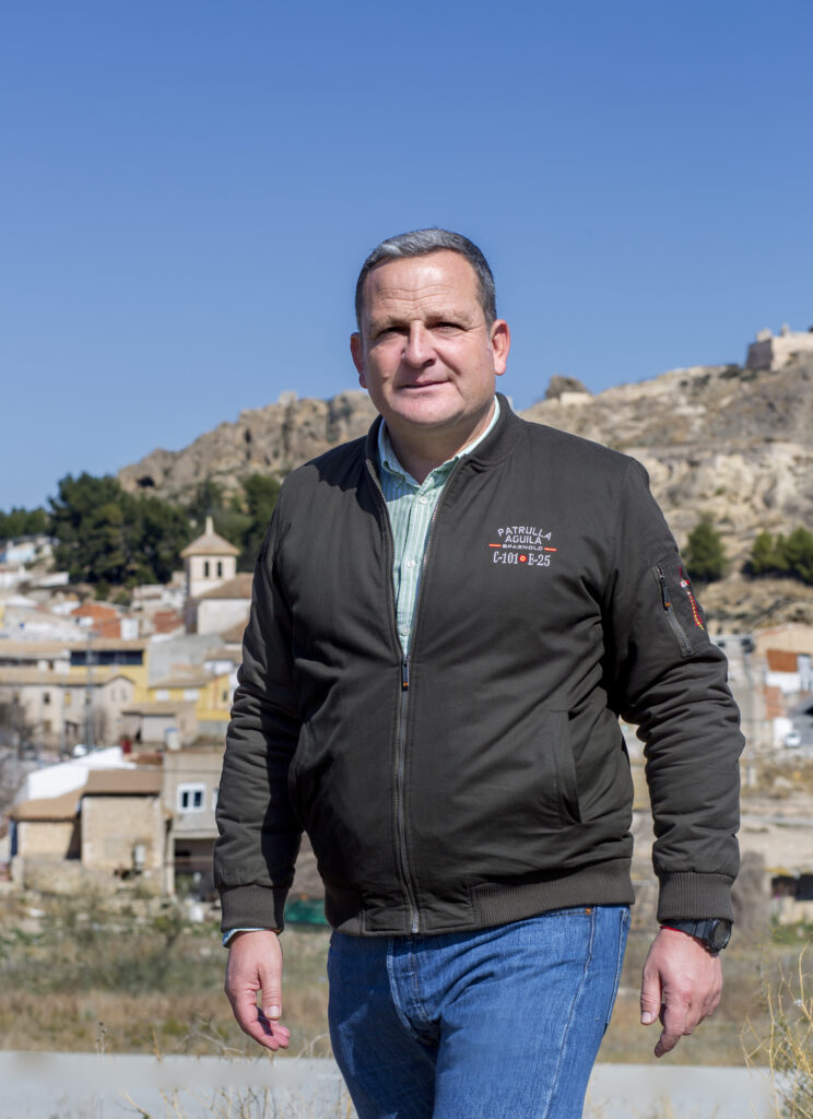 El piloto José Moya será el candidato de VOX para la alcaldía de ...