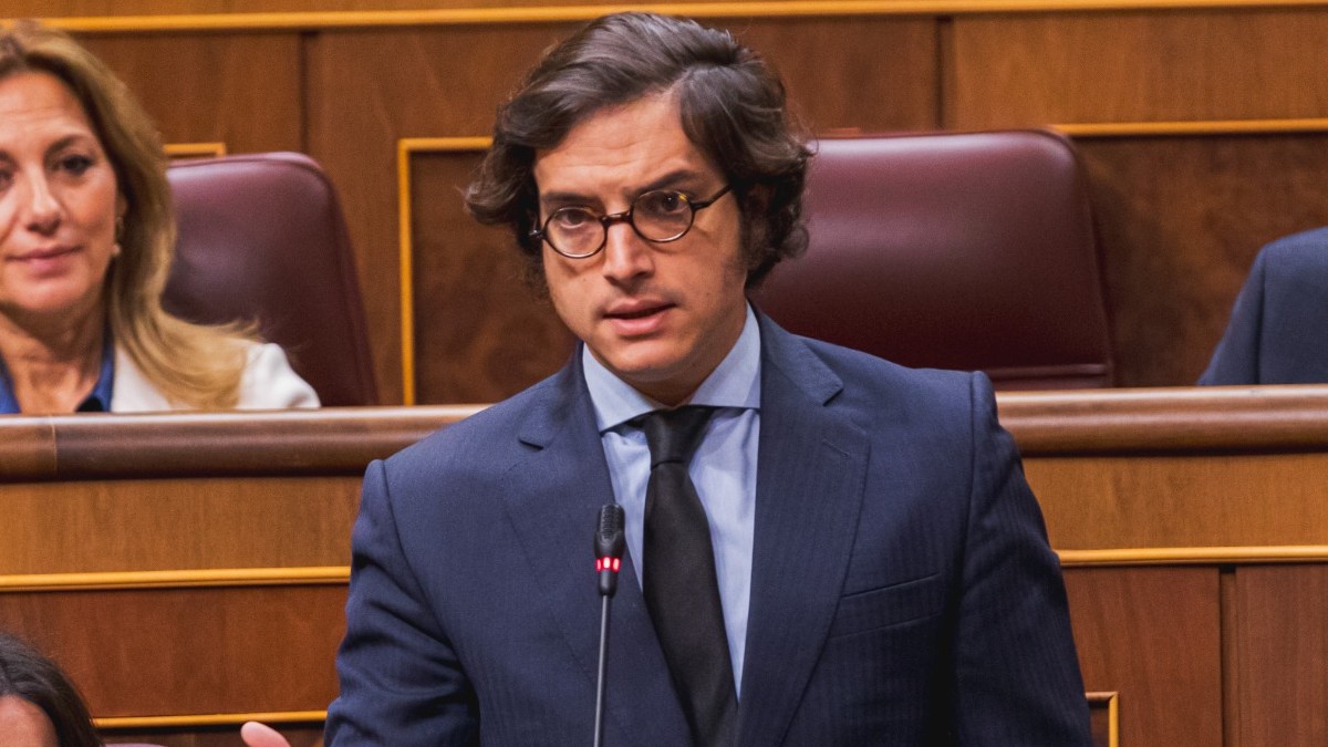 Figaredo retrata la ruina del Gobierno: 'Cada vez hay menos pan para ...