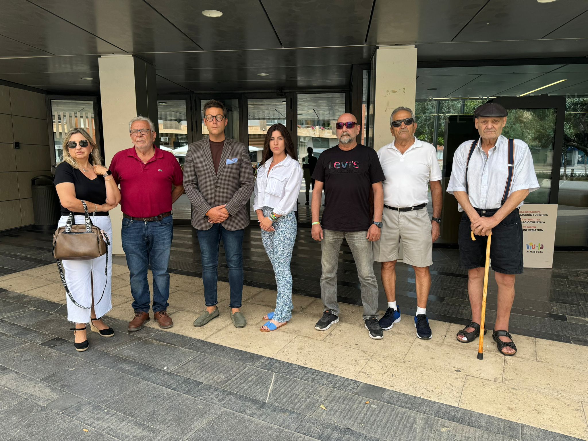 VOX Almazora se queda solo en el minuto de silencio por el asesinato de ...