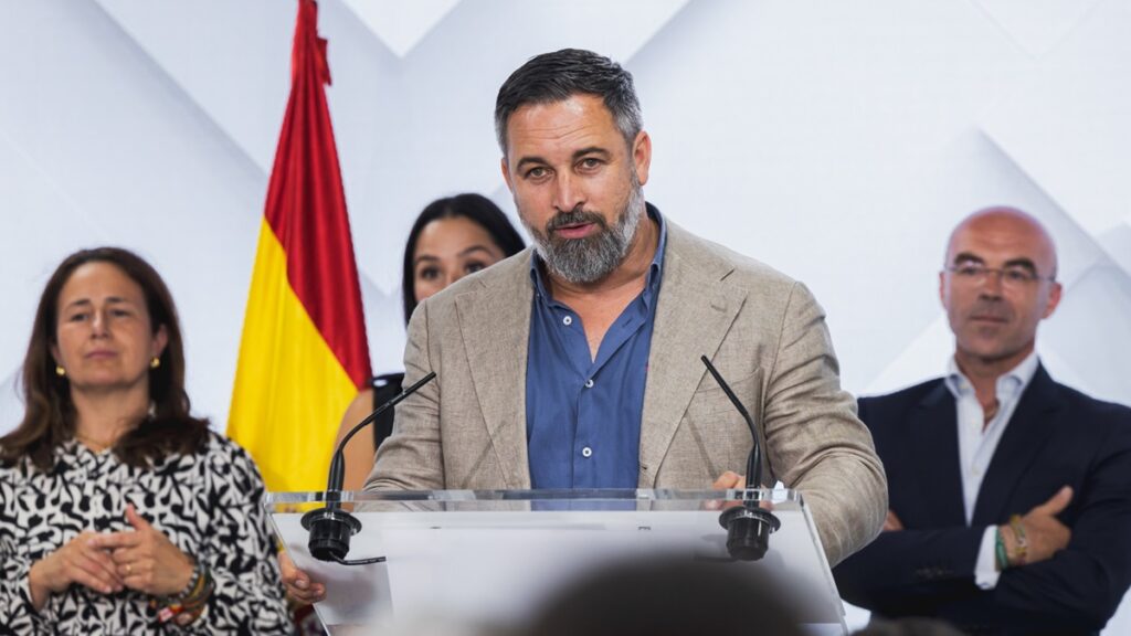 Abascal pide a Sánchez 'que disuelva las Cortes Generales y convoque de ...