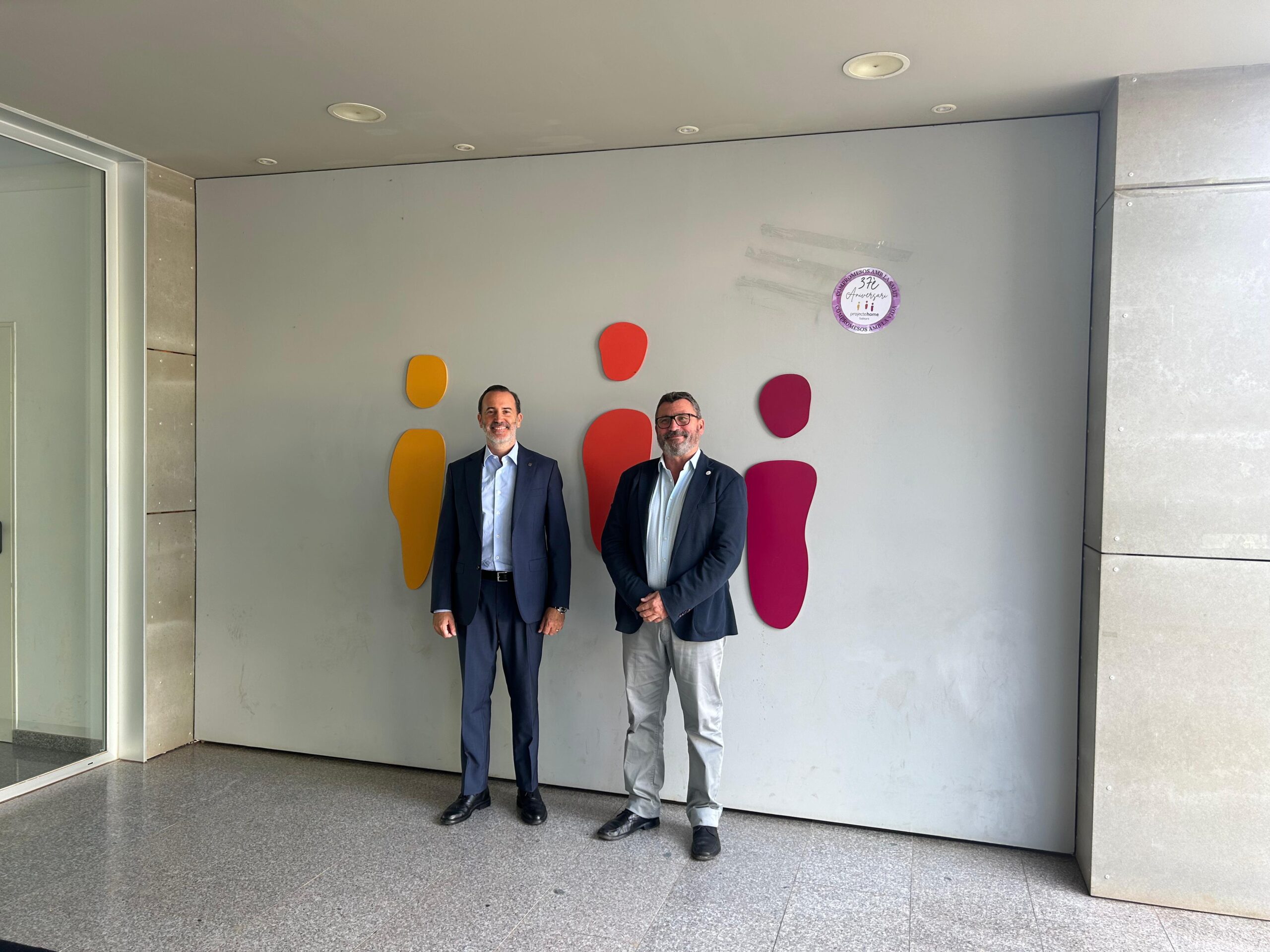 Gabriel Le Senne (VOX) destaca la labor fundamental de Proyecto Hombre ...