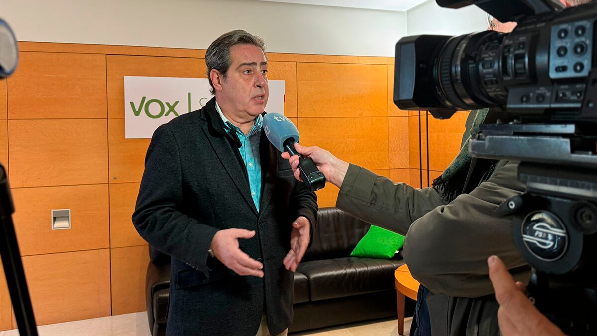 José María Llanos (VOX) sobre la moción de censura que quiere presentar ...