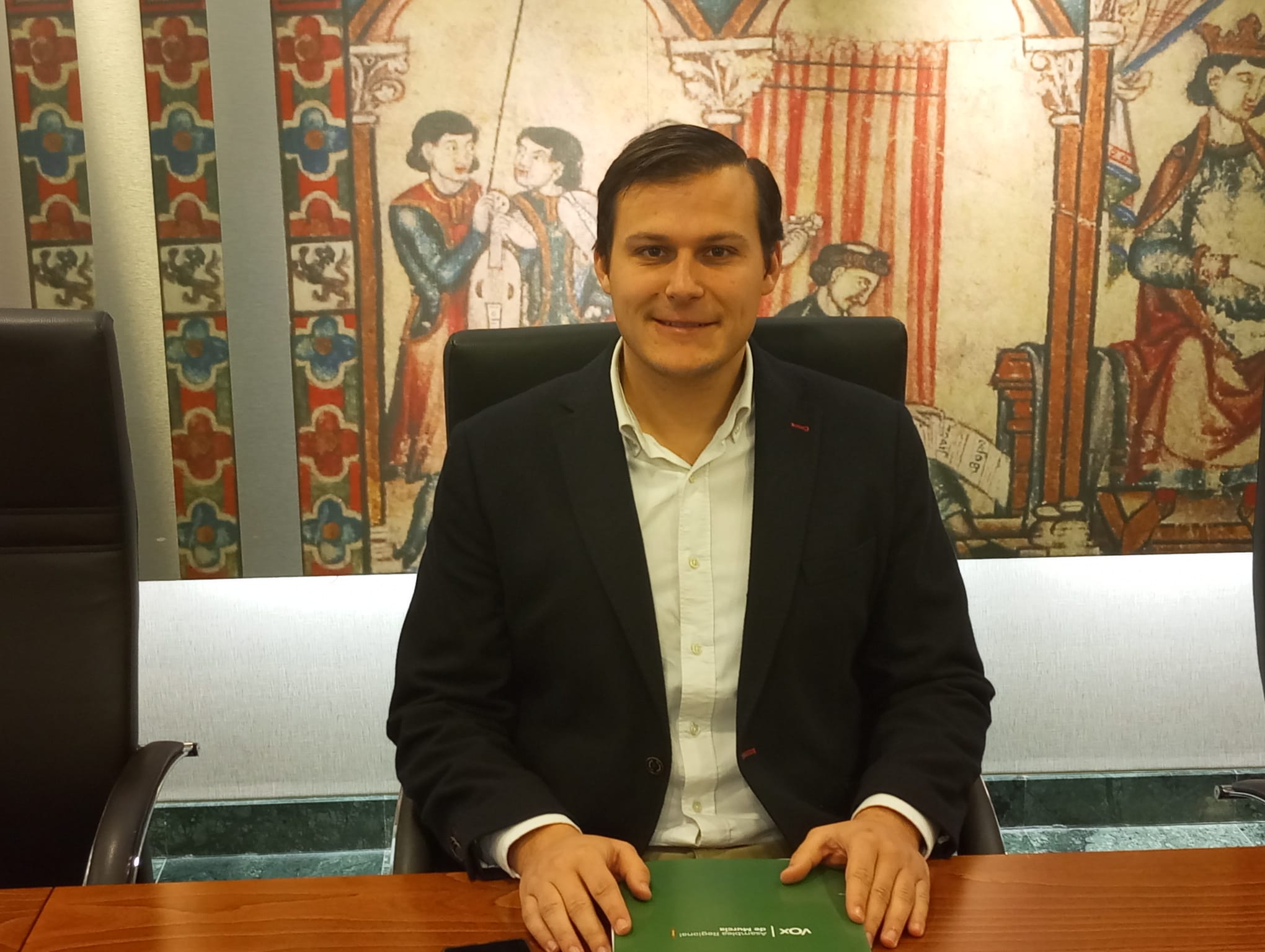 Aprobada por unanimidad la moción de VOX para reactivar la Semana ...