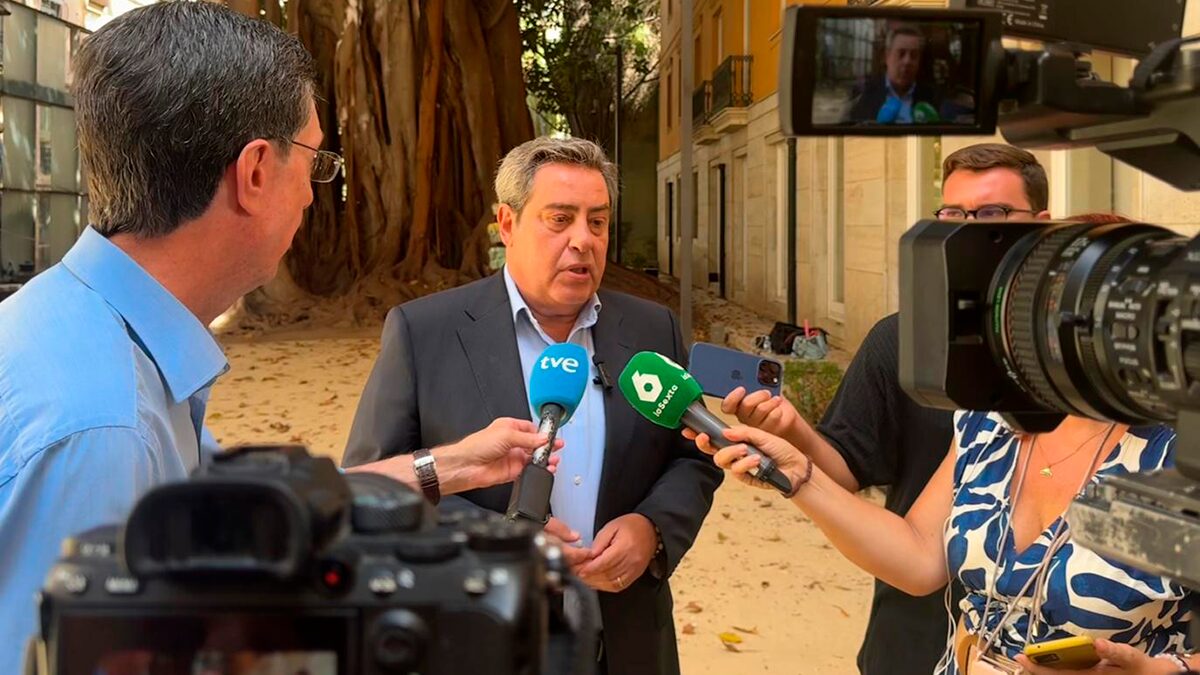 José María Llanos (VOX) sobre el paquete de ayudas a los afectados por ...