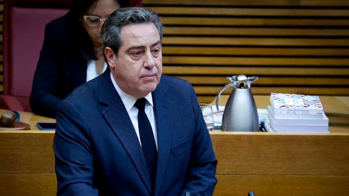 José María Llanos (VOX): "El ministro Albares tuvo la desvergüenza de ...