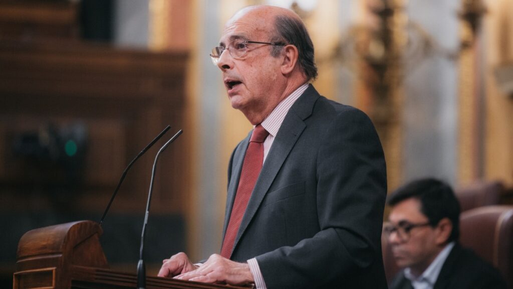 Gil Lázaro señala a Sánchez como ‘una amenaza para nuestra democracia ...